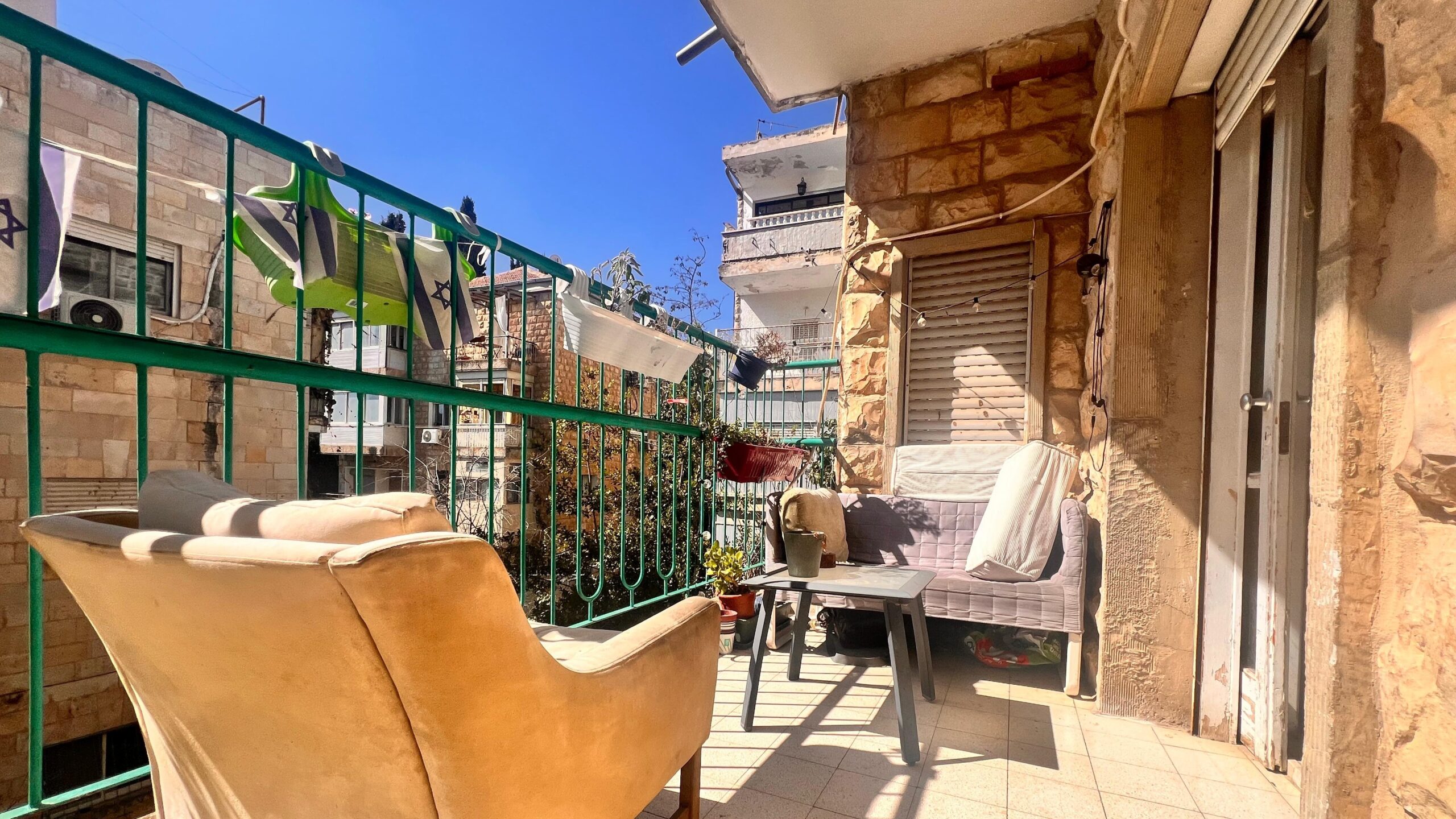Sunny 2-Bedroom Apartment in Quiet Rehavia - Century 21 Jerusalem